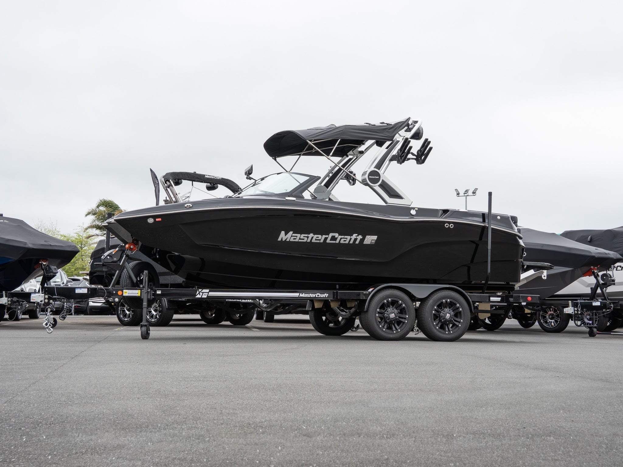 Mastercraft XT20 2026 Black – Action Lab